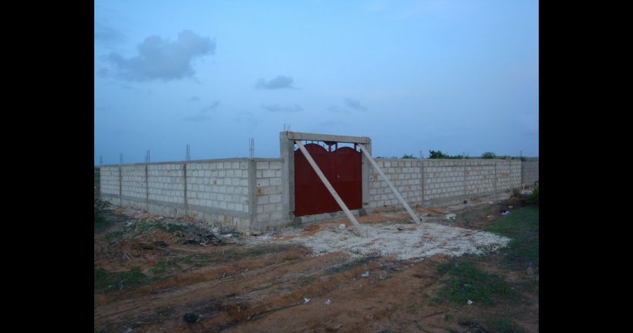 Maison en case de forme exagonale, Somone et SalySenegal